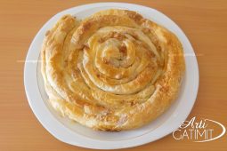 Byrek të vegjël me presh - Arti Gatimit