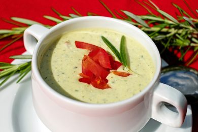 Si të gatuajmë Supë me peshk - Arti Gatimit