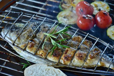 Video Receta për Peshk në tavë me patate - Arti Gatimit